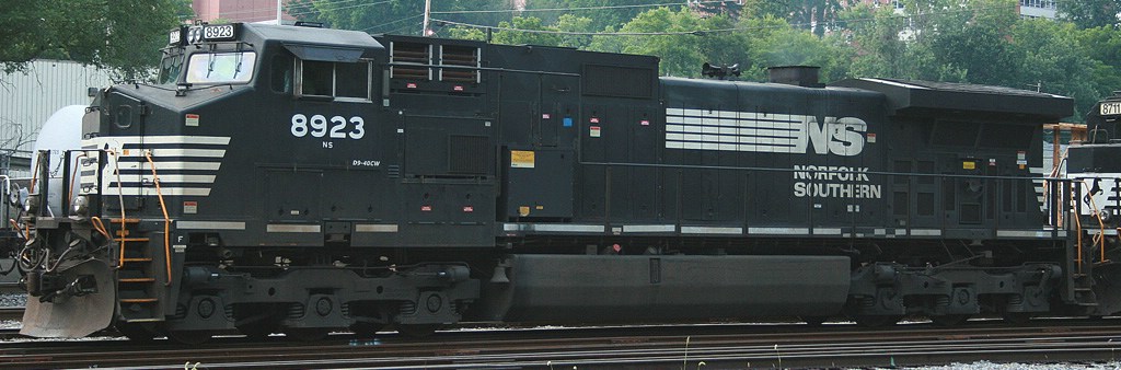 NS 8923